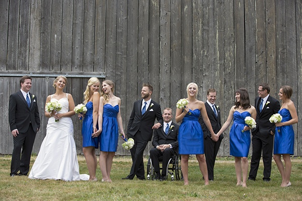 Classic Royal Blue Wedding from Maru Photography - Hey Wedding Lady