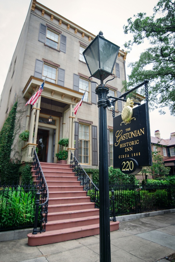 Sweet Georgia Peach Garden Wedding by Jon Sharman - Hey Wedding Lady