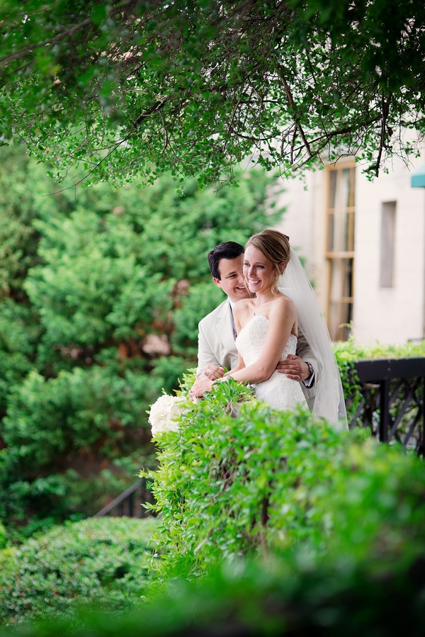 Sweet Georgia Peach Garden Wedding by Jon Sharman - Hey Wedding Lady