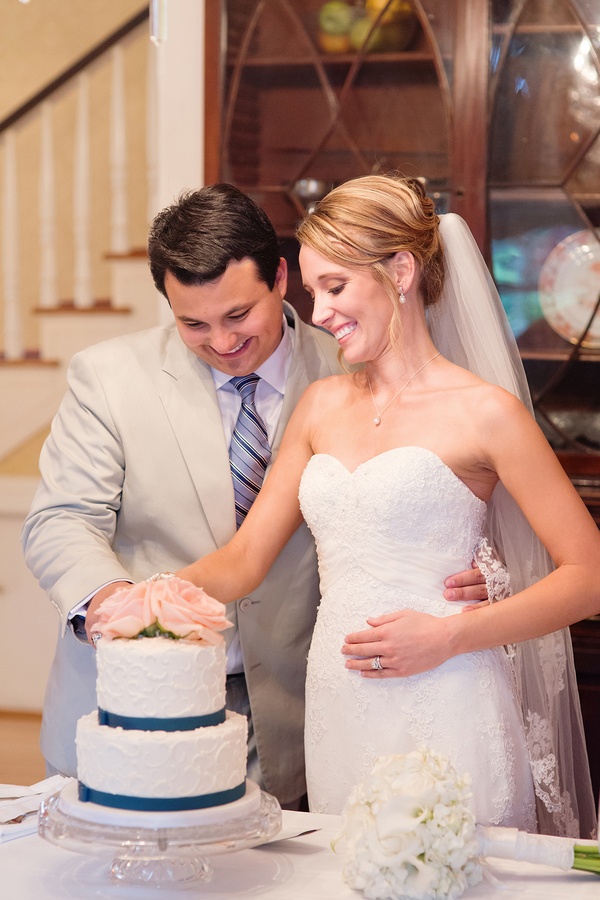 Sweet Georgia Peach Garden Wedding by Jon Sharman - Hey Wedding Lady