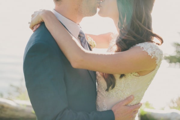 Liquid Gold - Why You Need Magic Hour Portraits for Your Wedding - Hey ...