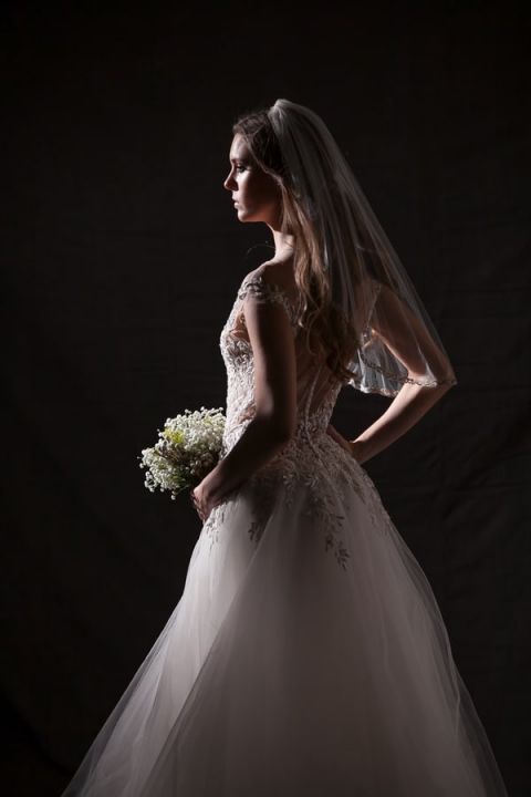 The Couture Bride - Dramatic Wedding Day Style from Robin McKerrell ...