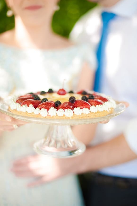 Classic Basque Wedding Inspiration in San Sebastian - Hey Wedding Lady