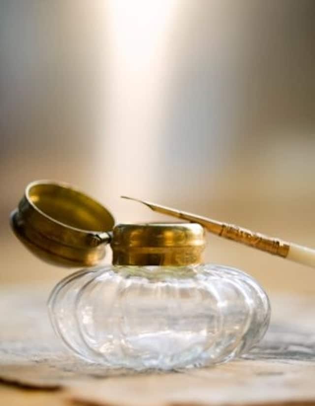 Sophisticated Autumn Wedding Inspiration in Blush and Bronze - Hey ...