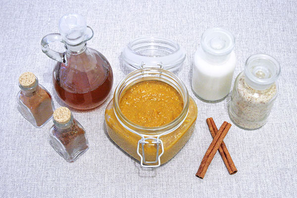 DIY Pumpkin Spice Face Mask - Hey Wedding Lady