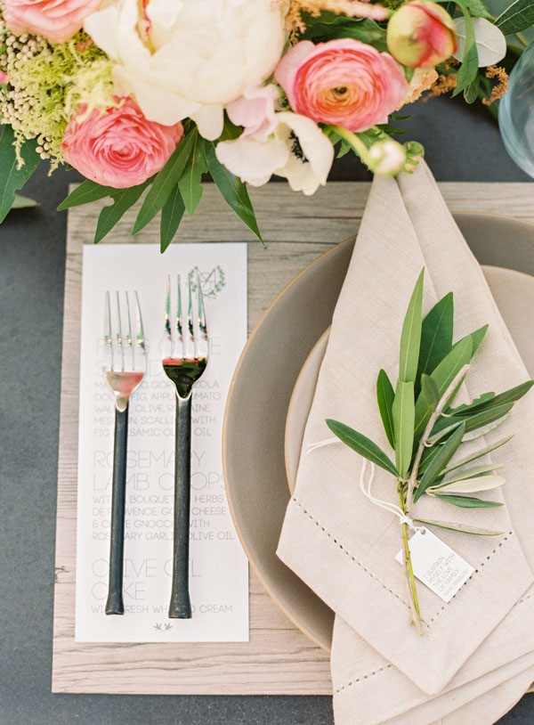 SoCal Chic Modern Ranch Wedding - Hey Wedding Lady