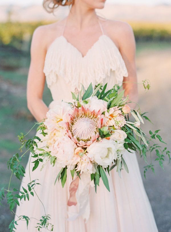 SoCal Chic Modern Ranch Wedding - Hey Wedding Lady