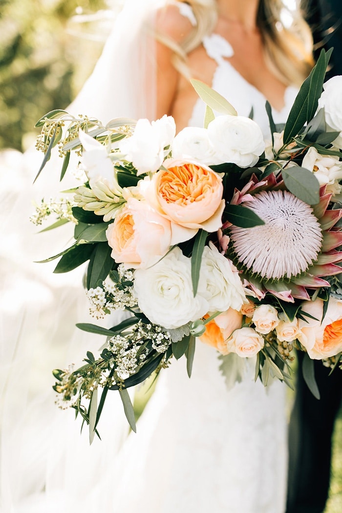Fresh and Fun San Diego Wedding in Peach and Green - Hey Wedding Lady