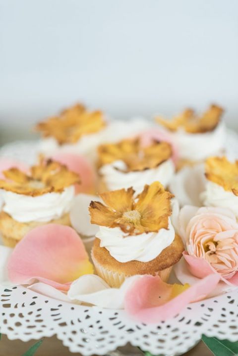 Barn Wedding Ideas With Summer Color Hey Wedding Lady