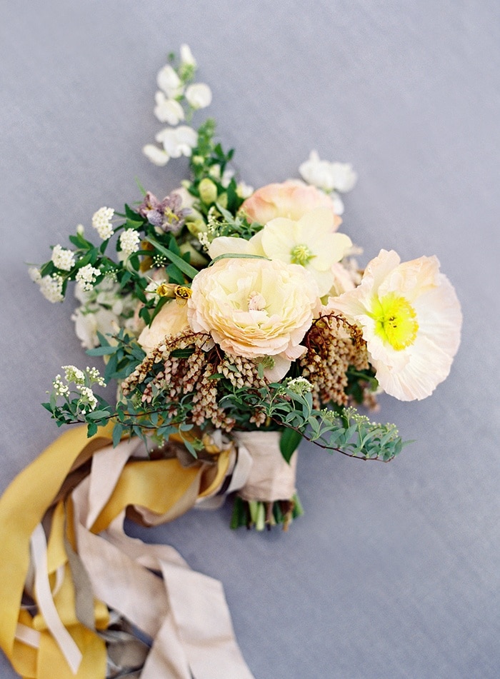 Modern Fall Colors for a Vibrant Wedding - Hey Wedding Lady