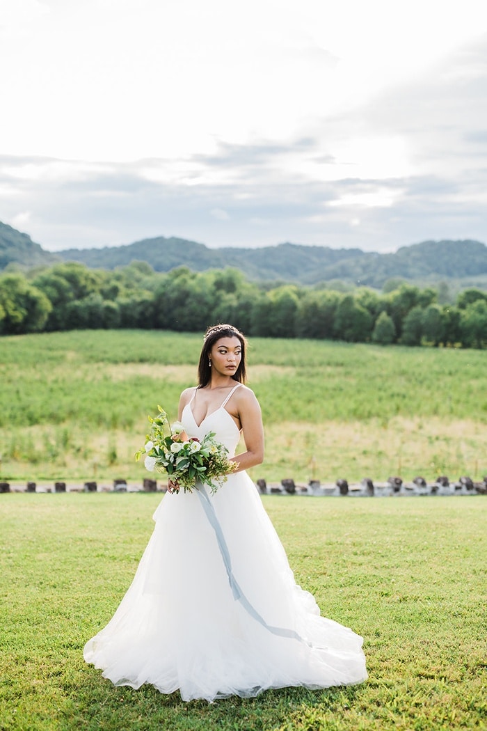 Timeless Beauty with Fresh Bridal Style - Hey Wedding Lady