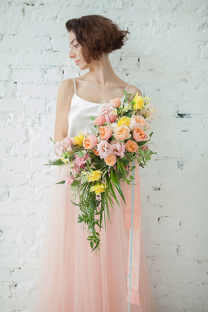 Neon Spring Flowers for a Tropical Wedding - Hey Wedding Lady
