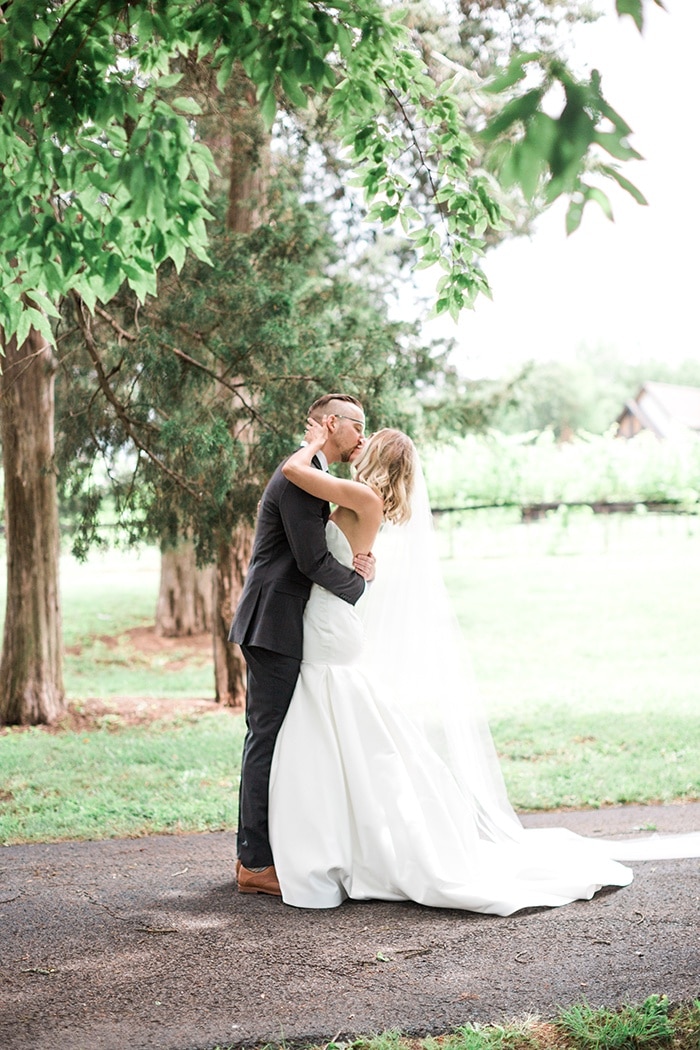 Timeless Modern Wedding with Rustic Chic Style - Hey Wedding Lady