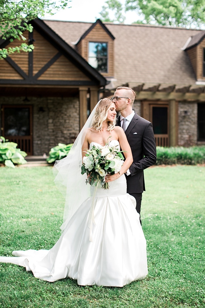 Timeless Modern Wedding with Rustic Chic Style - Hey Wedding Lady