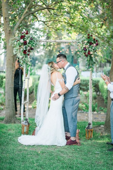 Modern Ranch Chic Northern California Wedding - Hey Wedding Lady