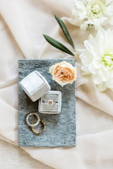 Earthy and Organic Wedding Style with Modern Greenery - Hey Wedding Lady