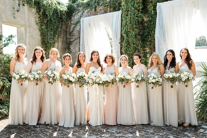 Earthy and Organic Wedding Style with Modern Greenery - Hey Wedding Lady