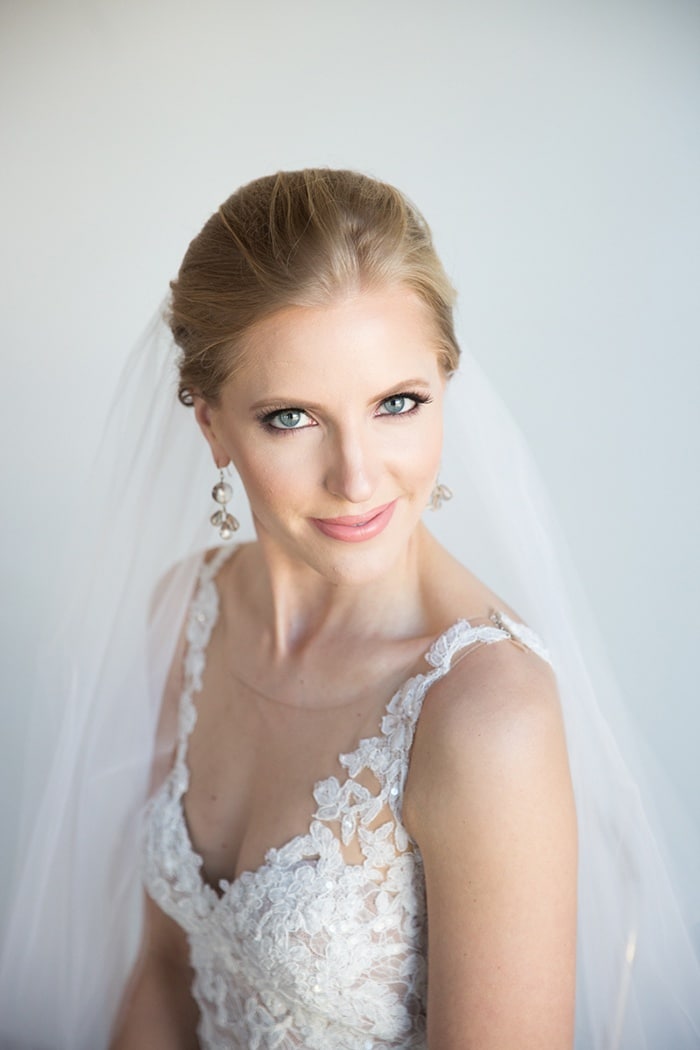 Ultra Violet Meets Timeless Wedding Style - Hey Wedding Lady