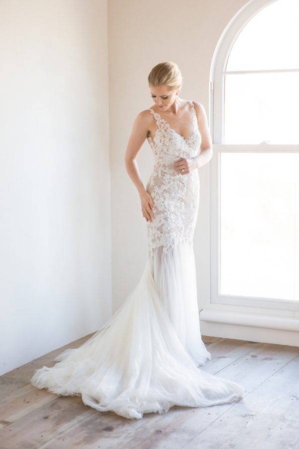 Ultra Violet Meets Timeless Wedding Style | Hey Wedding Lady