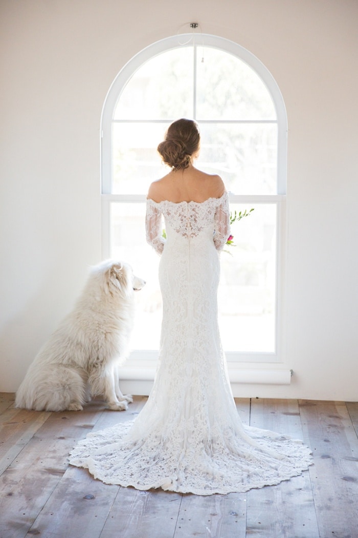 Ultra Violet Meets Timeless Wedding Style - Hey Wedding Lady