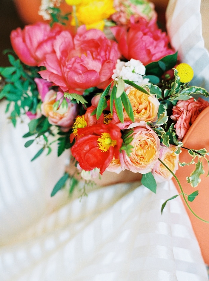 Romantic Modern Wedding Day Style - Hey Wedding Lady