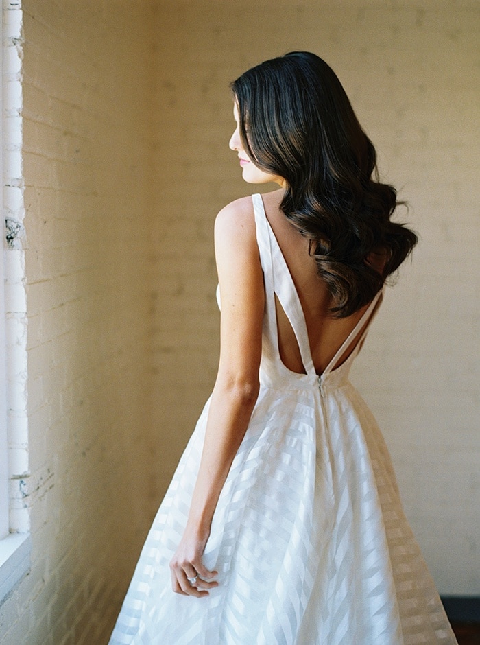 Romantic Modern Wedding Day Style - Hey Wedding Lady