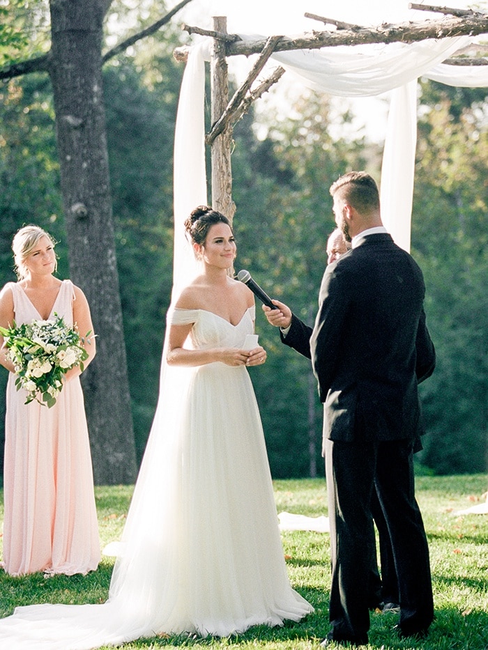 Country Manor Wedding with Clean and Classic Style - Hey Wedding Lady