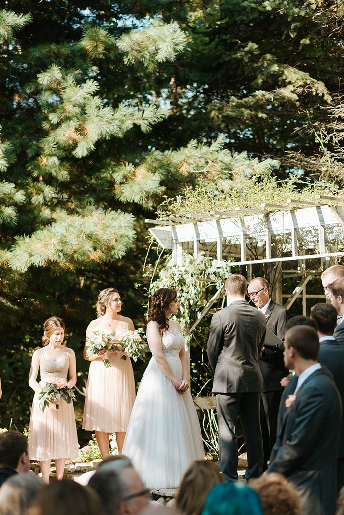 The Rustic Wedding Style of Your Dreams - Hey Wedding Lady