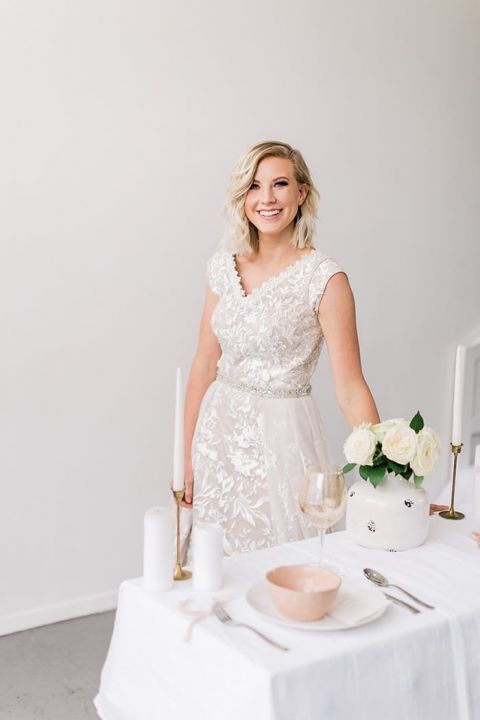 Modern Minimalist Wedding Style in Ultra Violet - Hey Wedding Lady