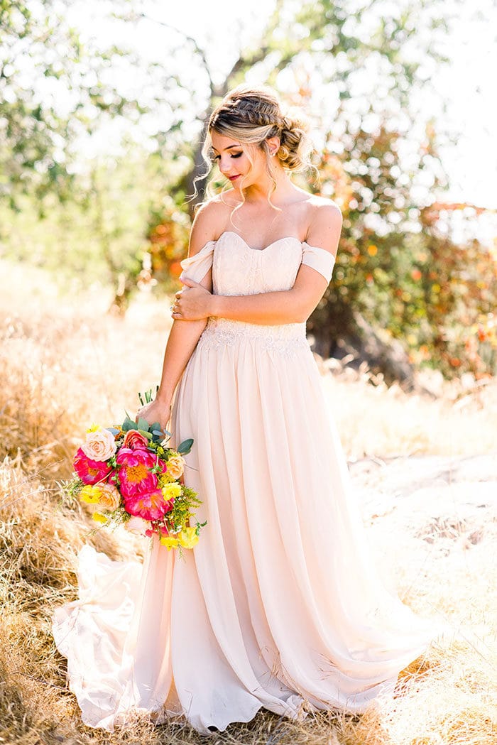 Colorful Preppy Portraits for the Equestrian Bride - Hey Wedding Lady