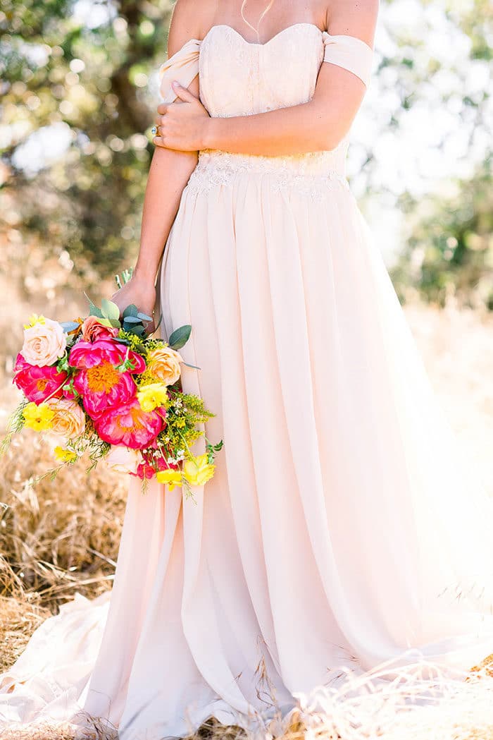 Colorful Preppy Portraits for the Equestrian Bride - Hey Wedding Lady