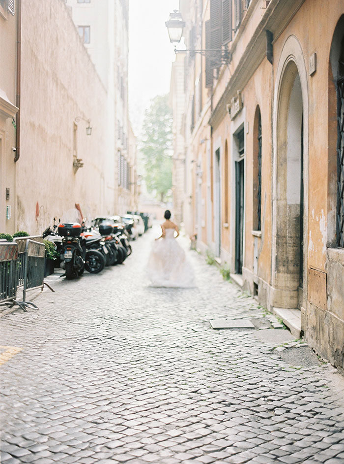 Italian Wedding Style in Pink and Gold for the Bella Bride - Hey ...