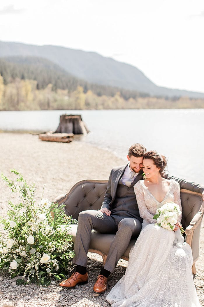 Rugged Beauty for a Pacific Northwest Wedding - Hey Wedding Lady
