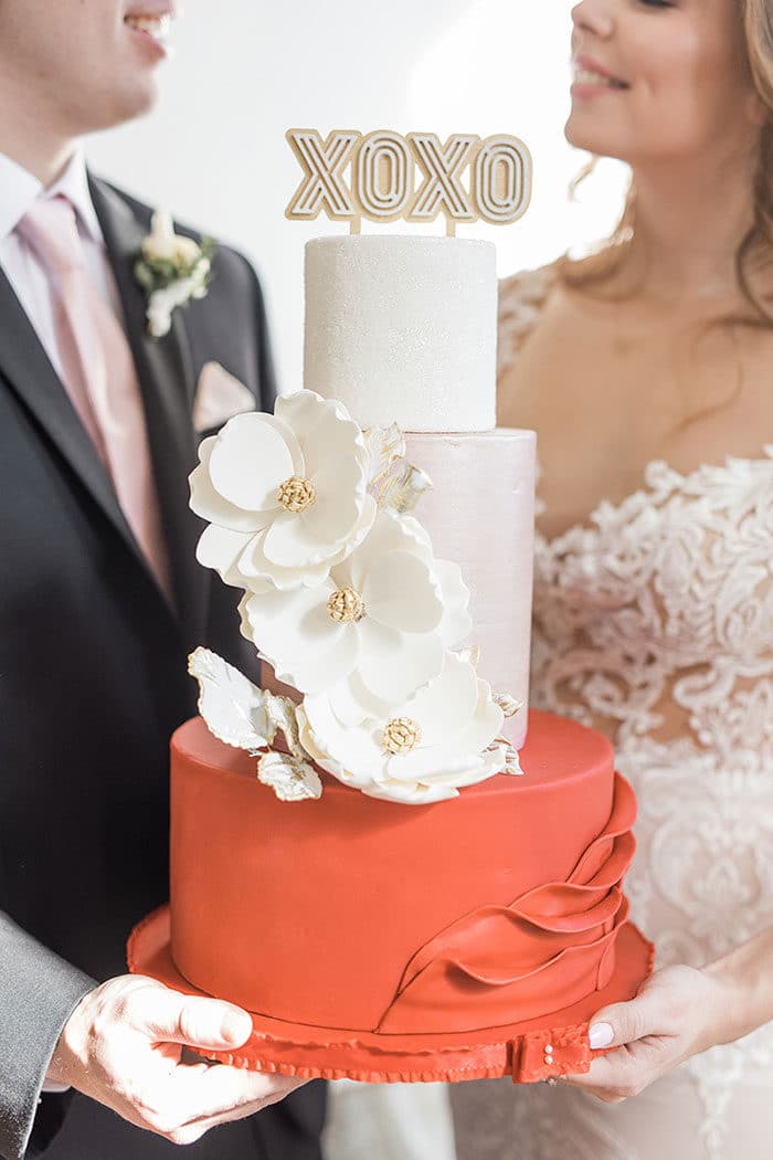 XO to this Relationship Goals Wedding Day Inspo - Hey Wedding Lady