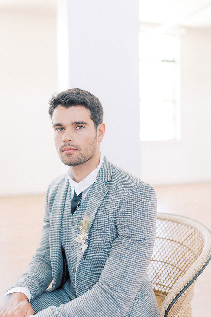 Mid-Century SoCal Style Meets Modern Minimalism - Hey Wedding Lady