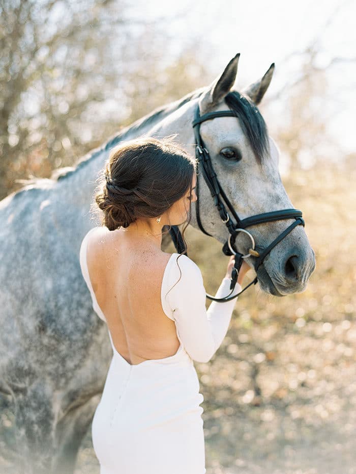 Equestrian Inspired Wedding Day for a Horse Loving Bride - Hey Wedding Lady