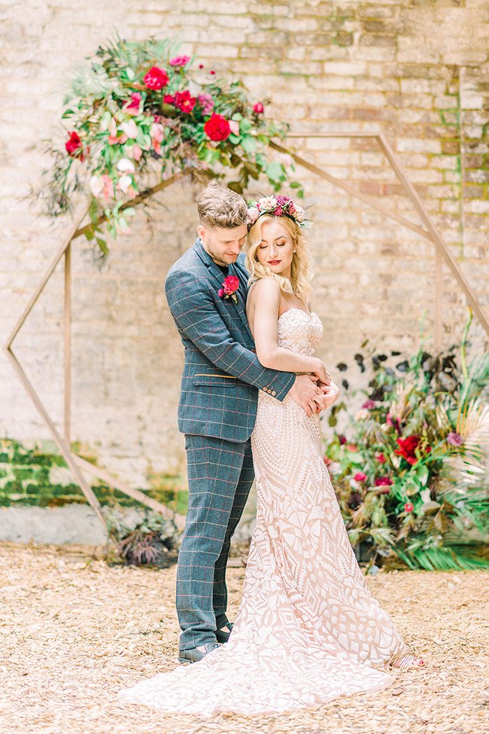 Countryside Fall Wedding with Bohemian Glam Style - Hey Wedding Lady