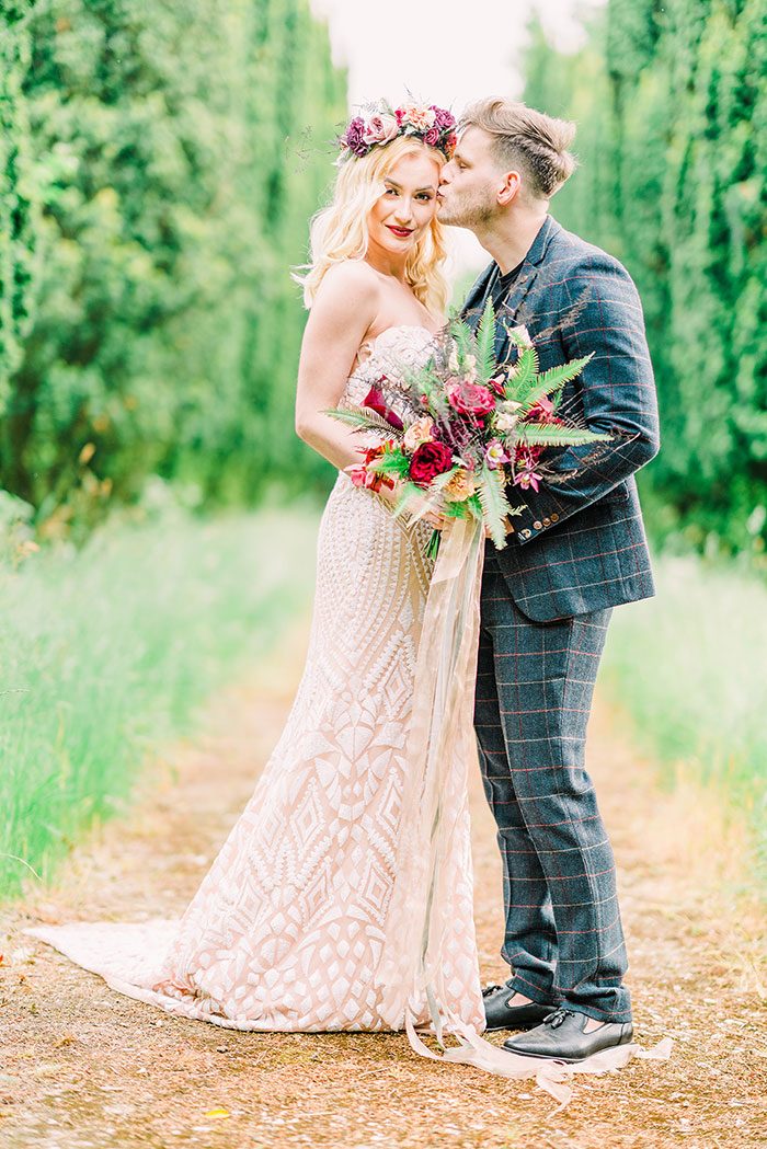 Countryside Fall Wedding with Bohemian Glam Style - Hey Wedding Lady