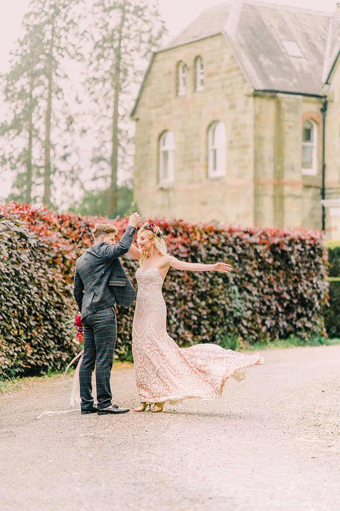 Countryside Fall Wedding with Bohemian Glam Style - Hey Wedding Lady