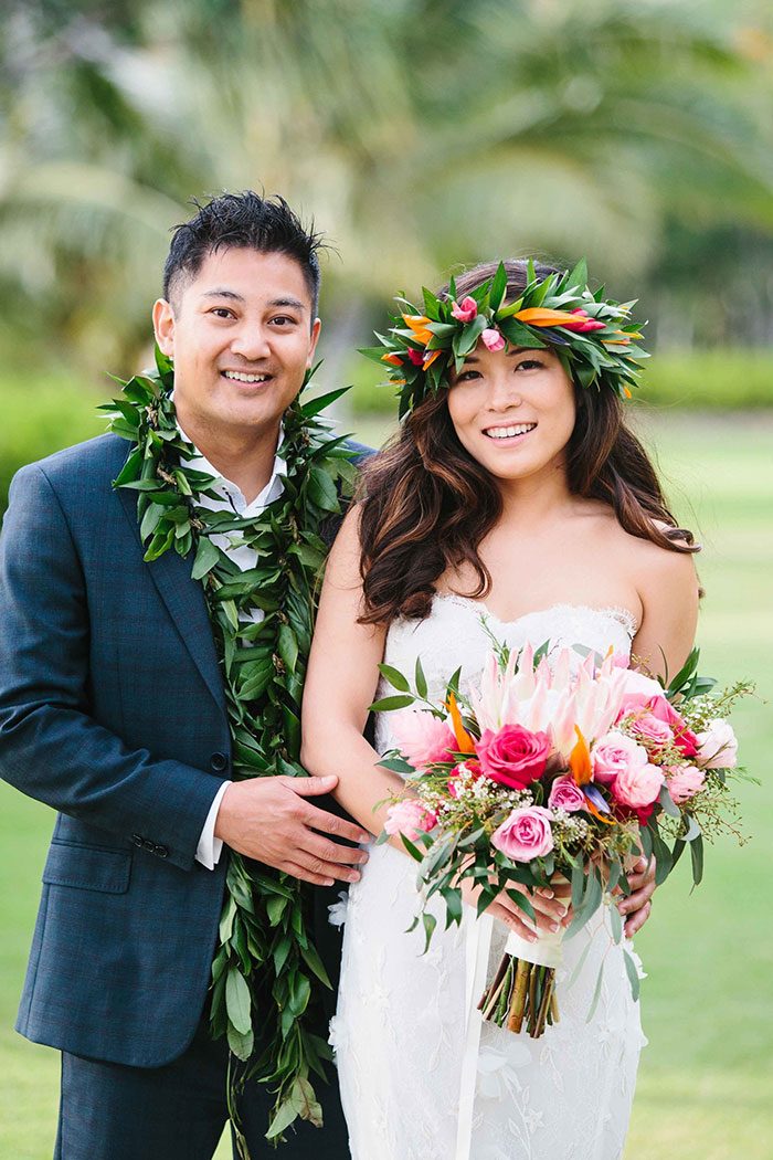 Colorful Wedding in Paradise Celebrating Hawaiian Culture - Hey Wedding ...