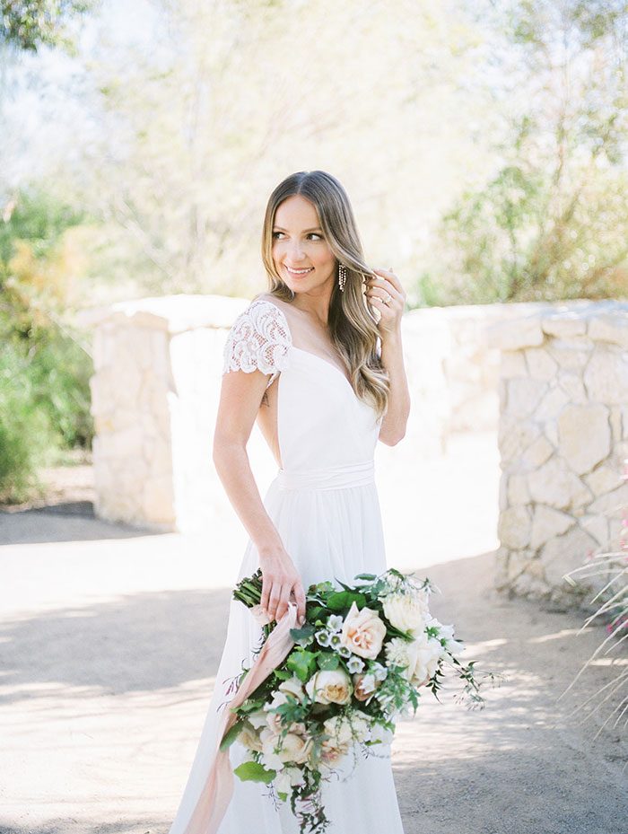 Dreamy Details and Desert Light for a Romantic Spring Elopement - Hey ...