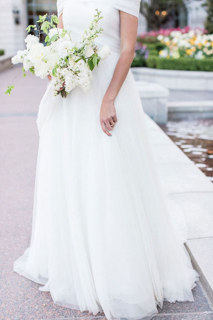 A Fresh Take on White Wedding Colors - Hey Wedding Lady