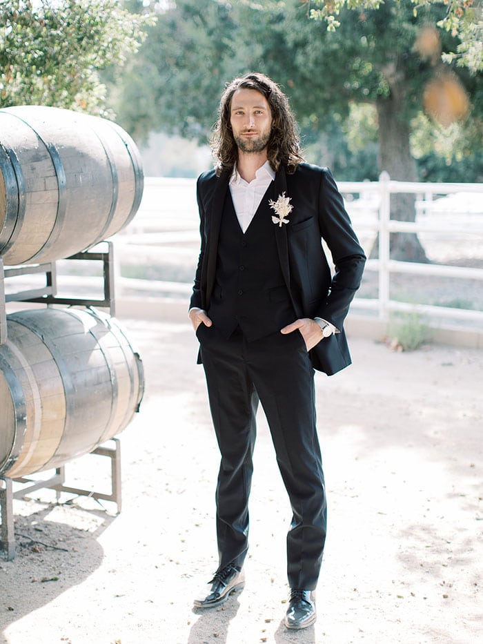 Inspiration for a Rocker Chic Bride with the Perfect Edge of Pretty ...