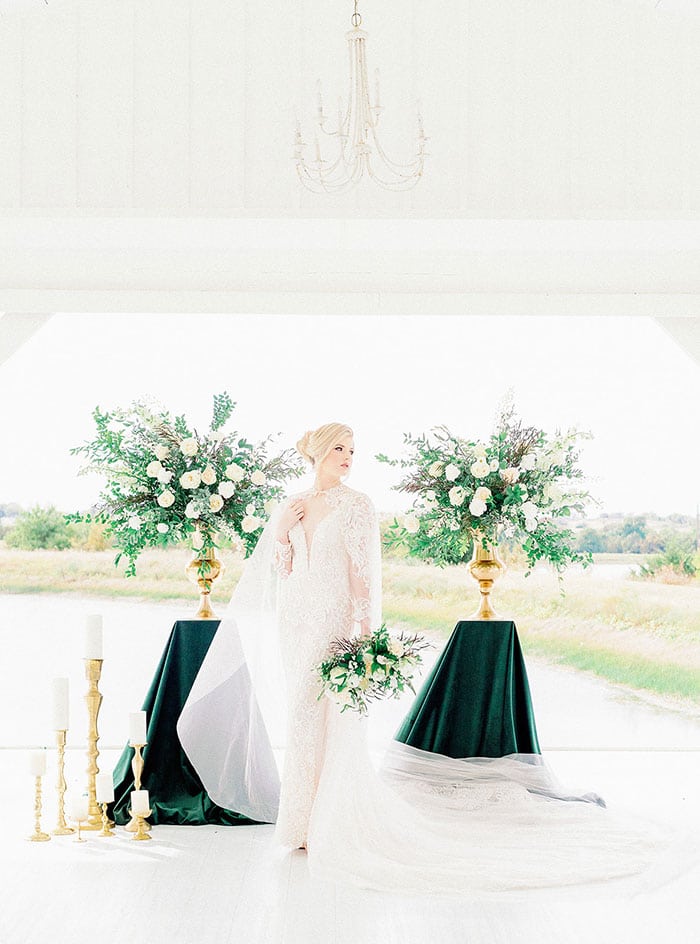 Glamorous Green and Gold Vintage Barn Wedding - Hey Wedding Lady