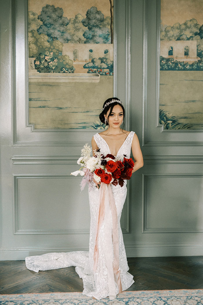 Small Wedding Ceremony with Bold Modern Flowers - Hey Wedding Lady