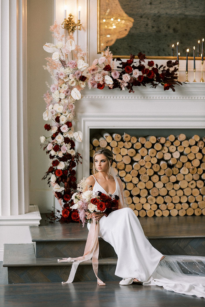 Small Wedding Ceremony with Bold Modern Flowers | Hey Wedding Lady