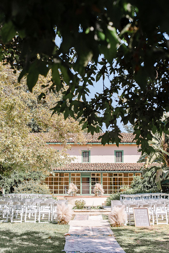 1920s Spanish Colonial Style inspired this SoCal Wedding - Hey Wedding Lady