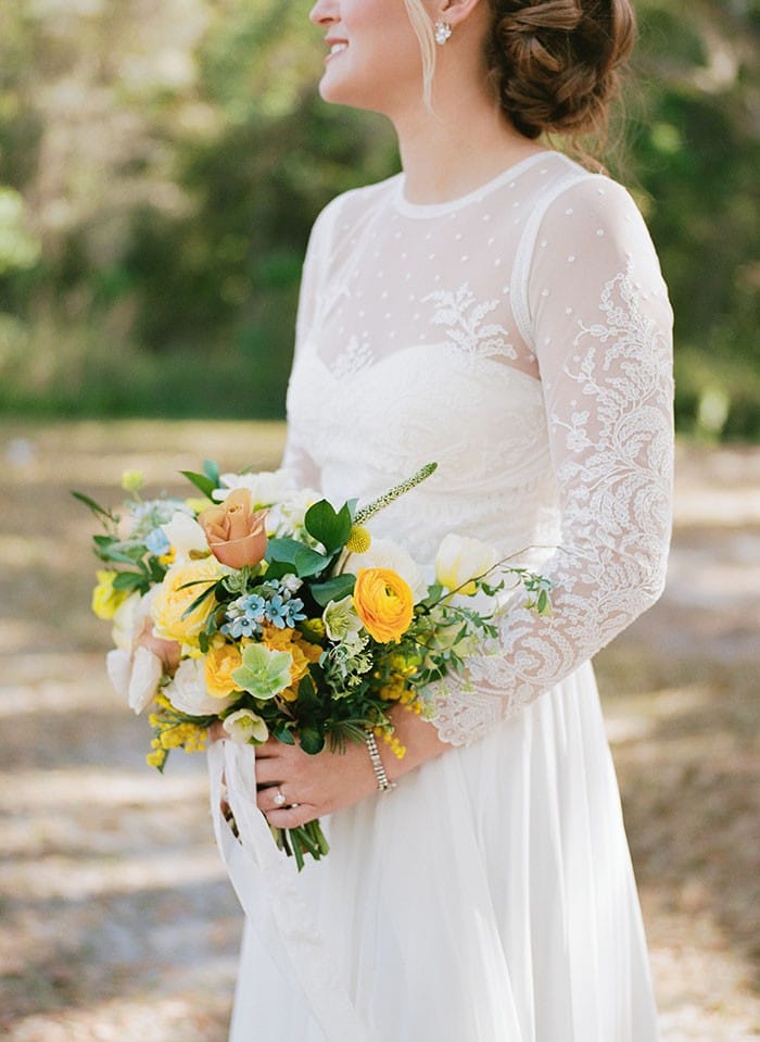 Cheerful Blue and Yellow Florida Wedding Day - Hey Wedding Lady