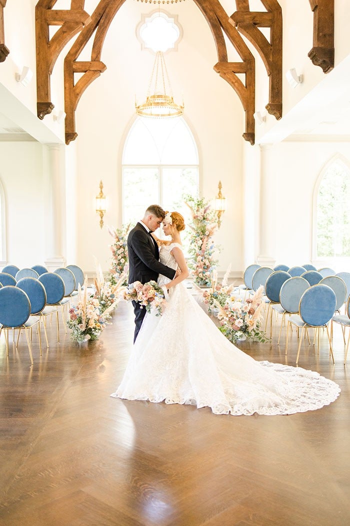 Pastel Fairy Tale Wedding with Spring Flowers | Hey Wedding Lady