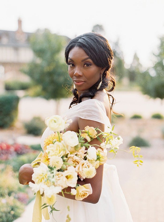 The Joy in this Vibrant Spring Wedding is like Bottled Sunshine - Hey ...
